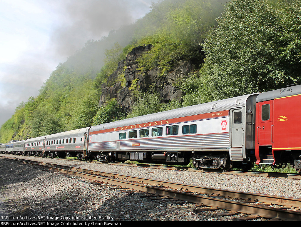 RPCX 3125 Paul Revere behind NKP 765